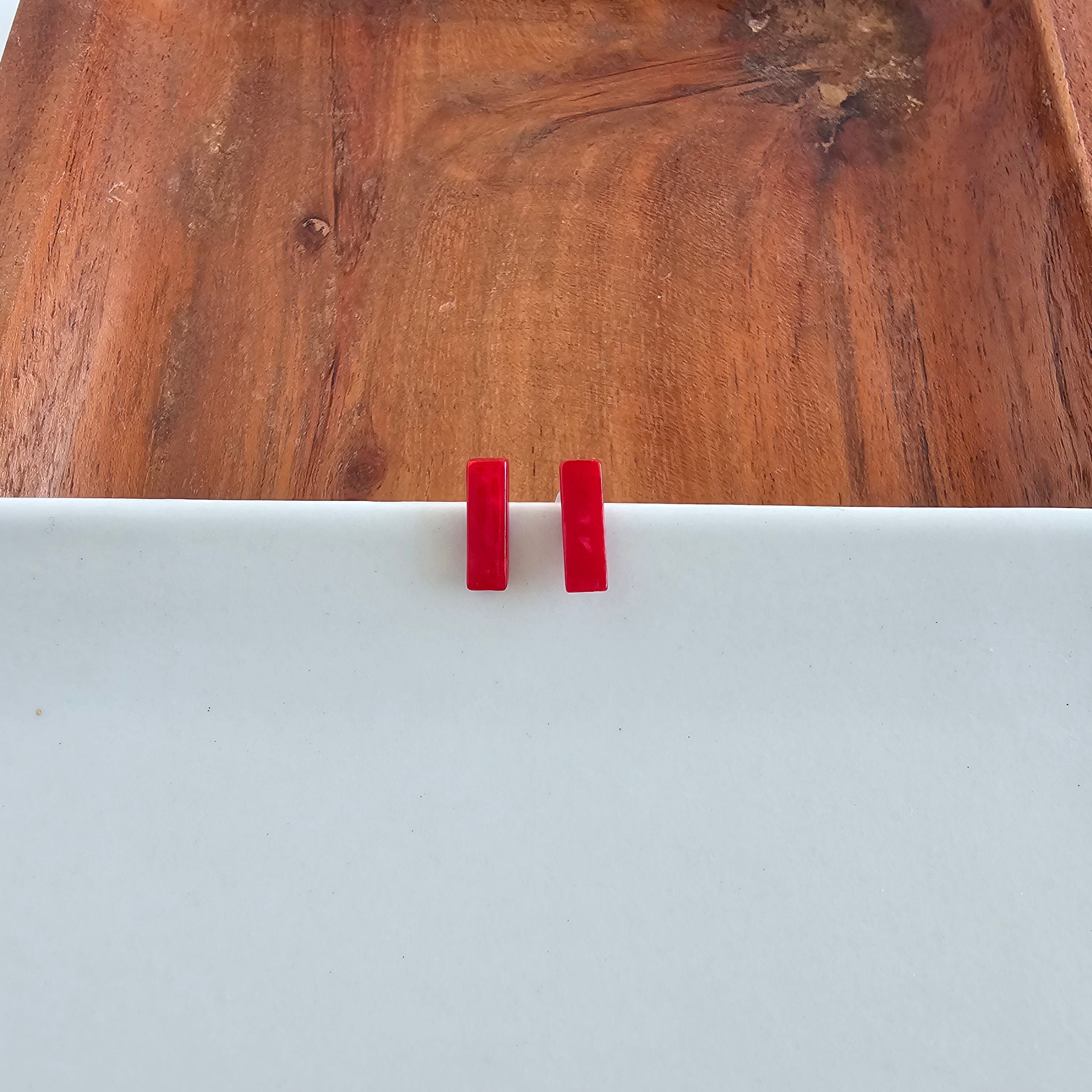 Mini Bella Studs - Scarlet – Spiffy & Splendid